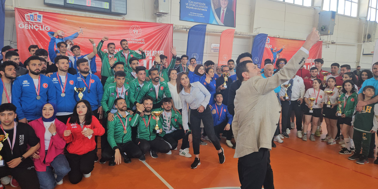 Kırıkkale ekibi Kırşehir’den üçüncülükle dönüyor